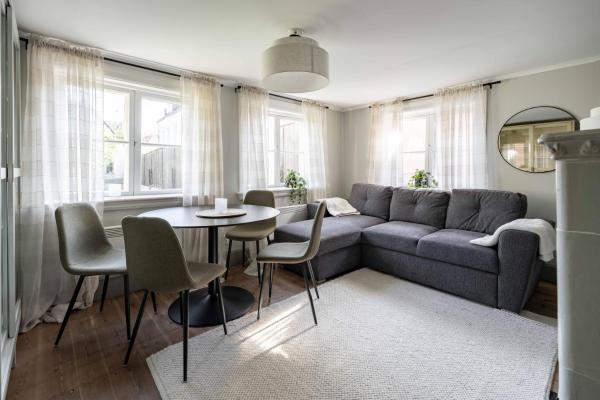 Characteristic House With A Cozy Private Garden - Visby