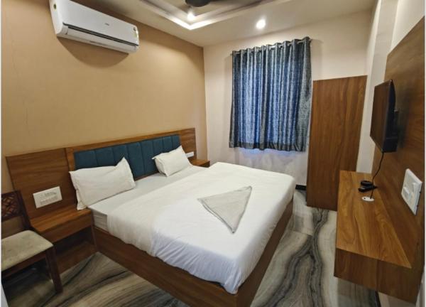Hotel The Haveli Lounge And Restaurant - Udaipur