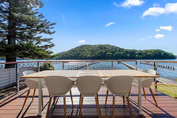 New Waterfront Escape With Private Jetty - Dangar Island