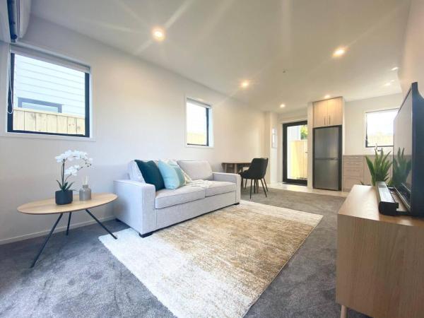 Outstanding Townhouse On Salisbury 1000m Fibre - Christchurch