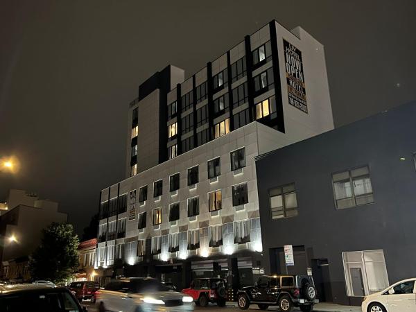 Liv Hotel Bronx - Westchester County, NY