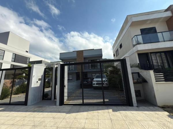 Cód 136 - Excelente Casa Na Zona Central De Palmas. - Governador Celso Ramos