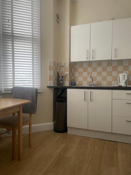 Charming 1 Bed Apartment - Twickenham