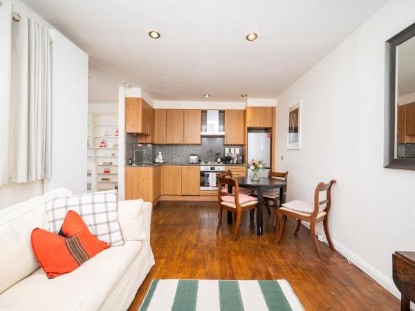 Fitzrovia Duplex Patio Park Tube Stations Nearby Pass The Keys - Bloomsbury