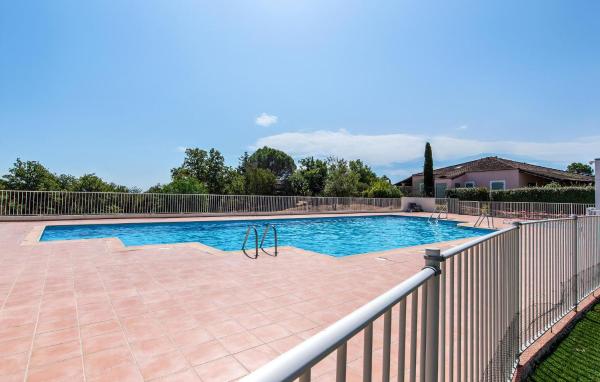 Beautiful Home In Roquebrune Sur Argens - Saint-Aygulf