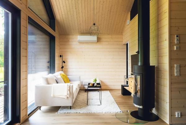 Stay North - Ilokas - Äkäslompolo