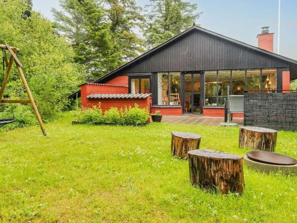 6 Person Holiday Home In Ulfborg-by Traum - Danemark