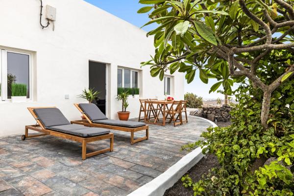 Home2book Cozy Terrace House With Volcano Views - Lanzarote
