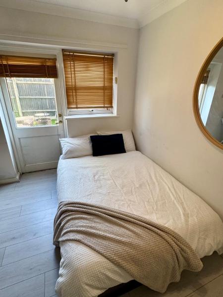 Cozy Delux Bedroom In The Heart Of London - Enfield