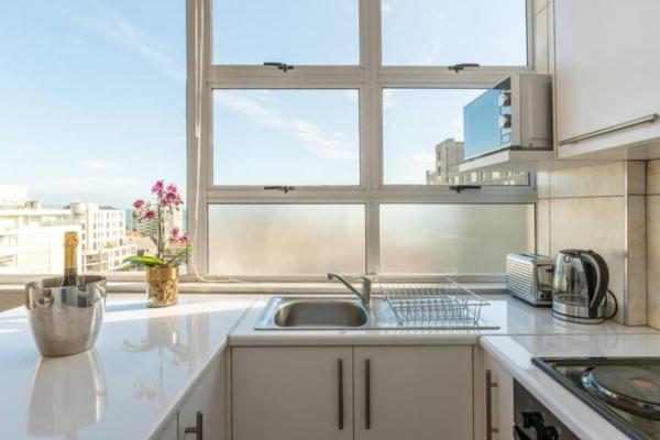 Montclaire 50f - Camps Bay