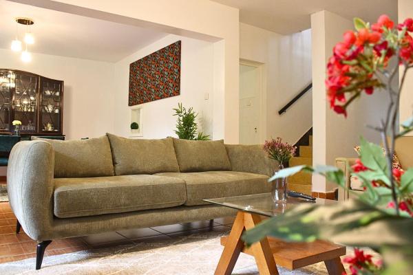 Charming 3-bedroom Townhouse With Garden & Balcony - Lavington, Nairobi - Nairobi