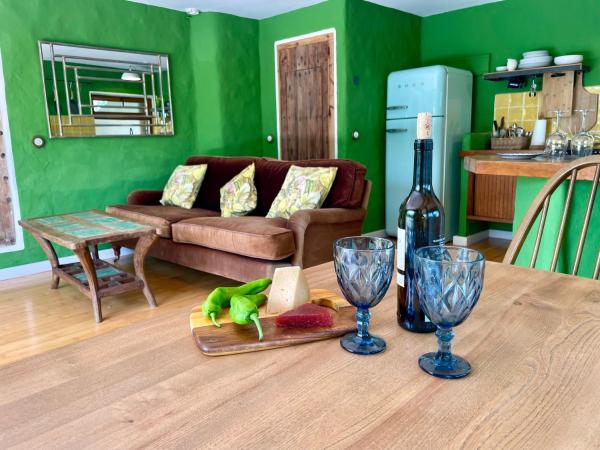 Las Palomitas Coastal Retreat In Tarifa Sleeps 6 - Tarifa