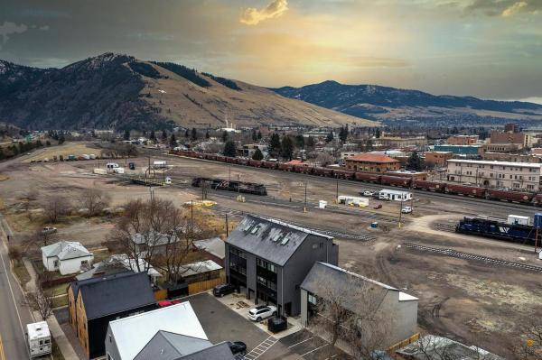 The Railway Flats 102 - Missoula, MT