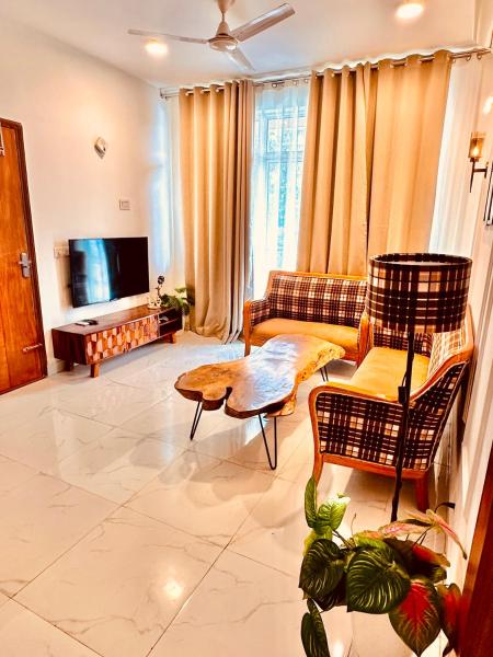 Homeystays 3bhk Apartment With Lakeside Walk - Sonipat