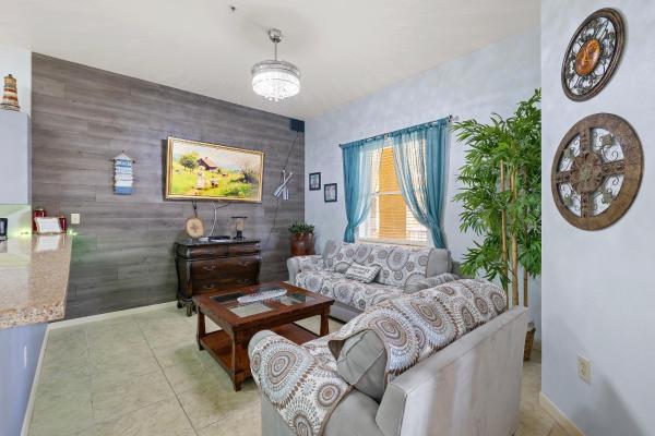 Cozy & Spacious Condo 10min Walk To Beach - South Padre Island