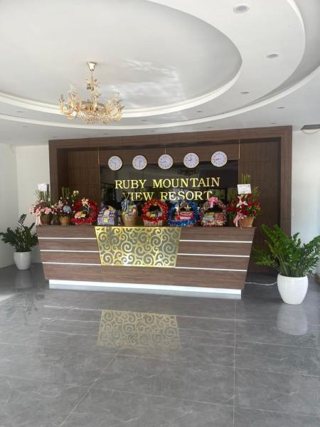 Ruby Mountain View Resort - Laos