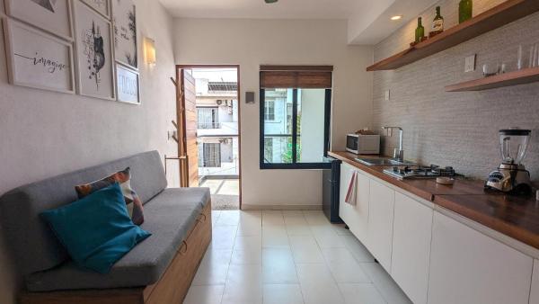 Cozy Studio Steps From The Beach And Downtown - Puerto Vallarta