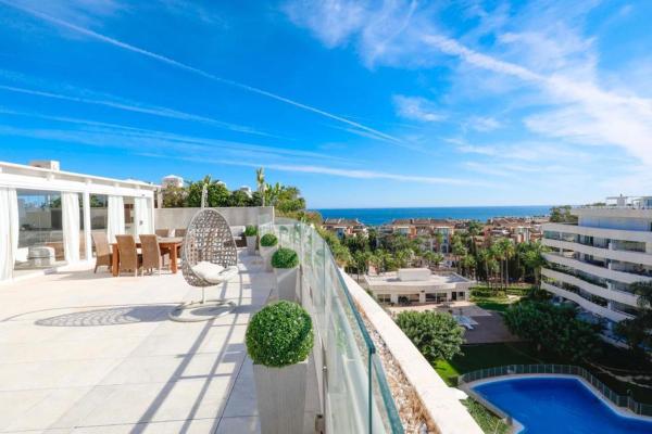 Luxurious Penthouse - Marbella
