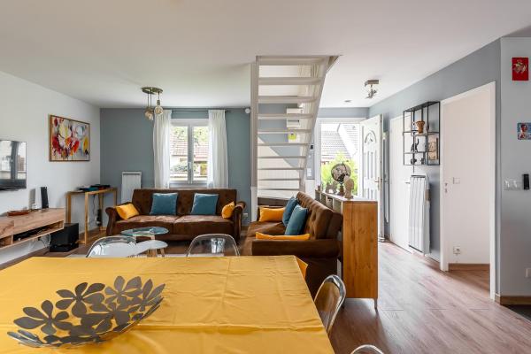 5 Bedroom House Near Disneyland Paris - Serris