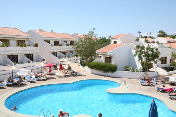 Apartamento De 2 Dormitorios Con Piscina En Costa Adeje - Los Cristianos
