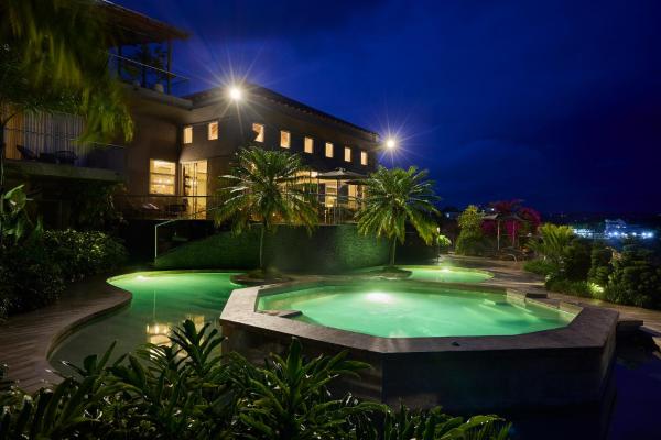 Tau House - Guatapé