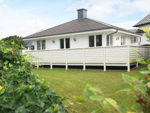 2 Person Holiday Home In Esbjerg V-by Traum - Esbjerg