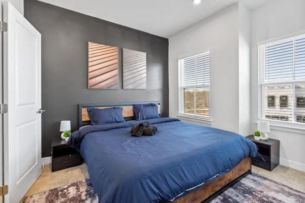 Luxe King 3br Townhouse Mins To Dwtn Clt - Charlotte