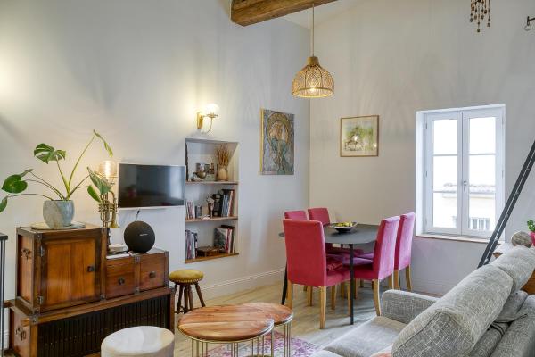 Appartement D'artiste Climatisé Au Cœur Des Ruelles Médiévales - Neuville-sur-Saône