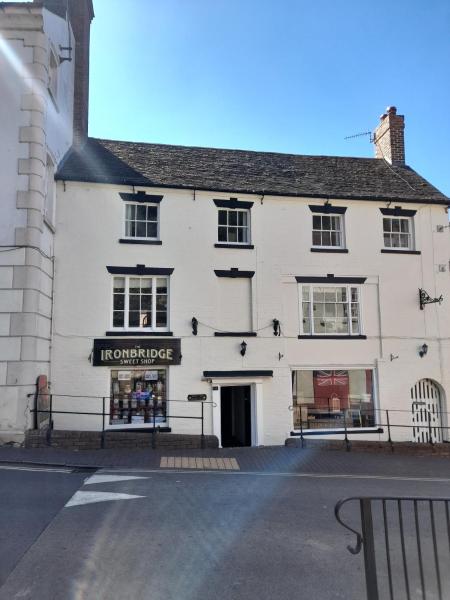 Ironbridge Town Apartment - 什羅浦夏
