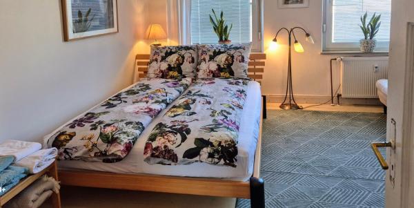 Schoenes Helles Zimmer Mit Bad, Nähe Bilk, Nähe Uni - Düsseldorf