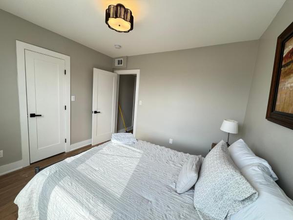 Perfectly Located 2br Apt In Dc Near Metro - Washington D.C., DC