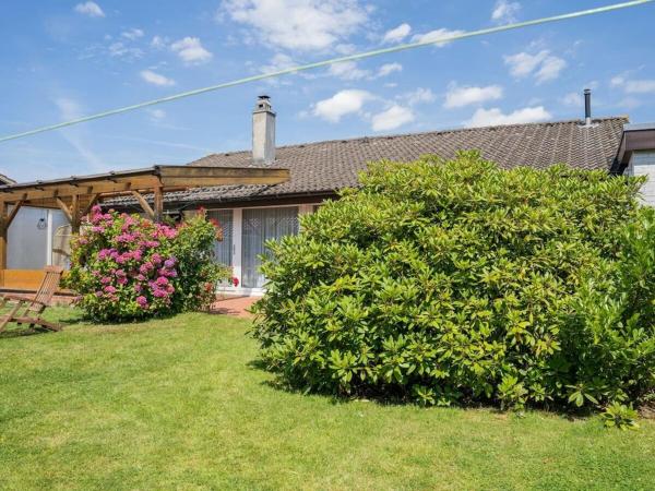 Holiday Apartment With 3 Bedrooms - Wesselburen