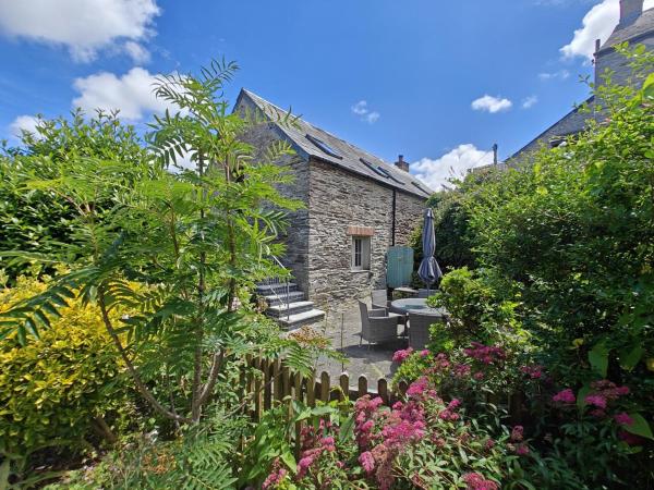 The Long Barn - Padstow