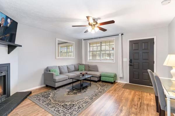 Freshly Renovated - Minutes From Downtown & Bna - Nashville, TN