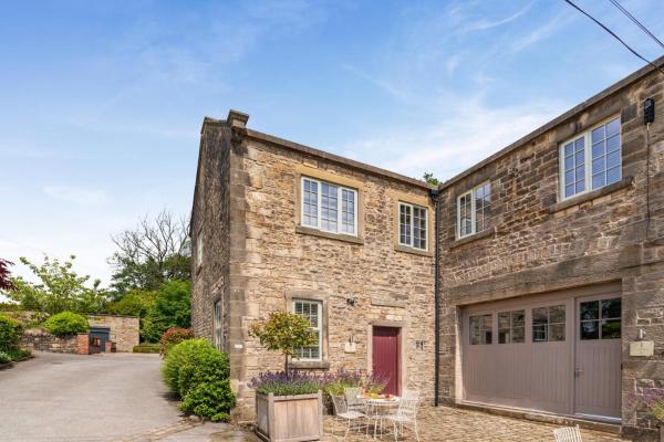 The Groomsmen - Clitheroe