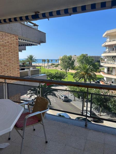 Apartment In La Pineda - La Pineda