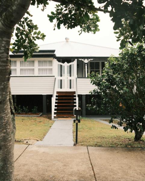 Urban Getaway Colonial 6 Beds 2 Bath Aircon Pet Family - Ipswich