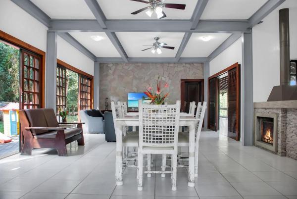 Chácara Casa Ampla No Lago Piscin Churrasqueira - São Paulo