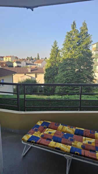 Balcon En Ville - ibis Aurillac