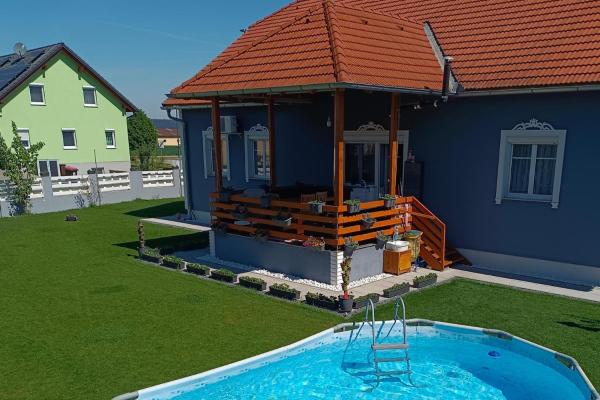 Beautiful 4-bed House In The Neahe Wien - Gemeinde Hollabrunn