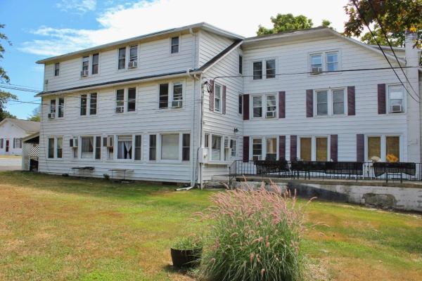 Pocono Ridge Inn - Stroudsburg, PA