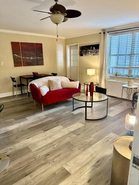 3h The Sweet Suite At Peachtree Towers - Atlanta, GA