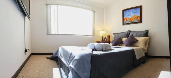 Habitación Privada En Apartamento En Bogotá Norte - Bogota