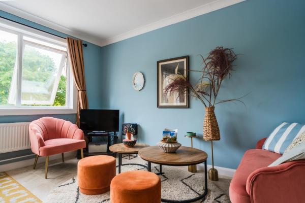 Relaxing Studio L Town Centre - Milton Keynes