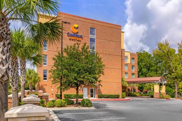 Comfort Suites Charleston West Ashley - Johns Island, SC