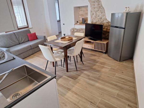 Newcastle House - Castelnuovo del Garda