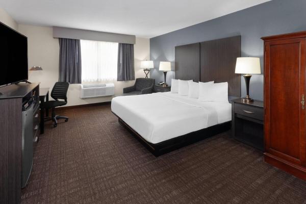 Baymont By Wyndham Chester Il - Evansville, IL