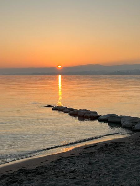 Maison De Charme Avec Jacuzzi Location 1 Ou 2 Semaines Début Juillet 2026 - Genfersee