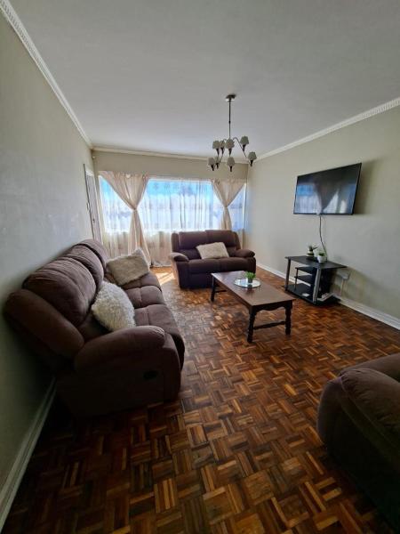 Elite Court No6 - Gqeberha