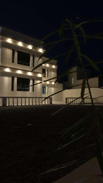 Pink Beaches Guest Houses - Oman